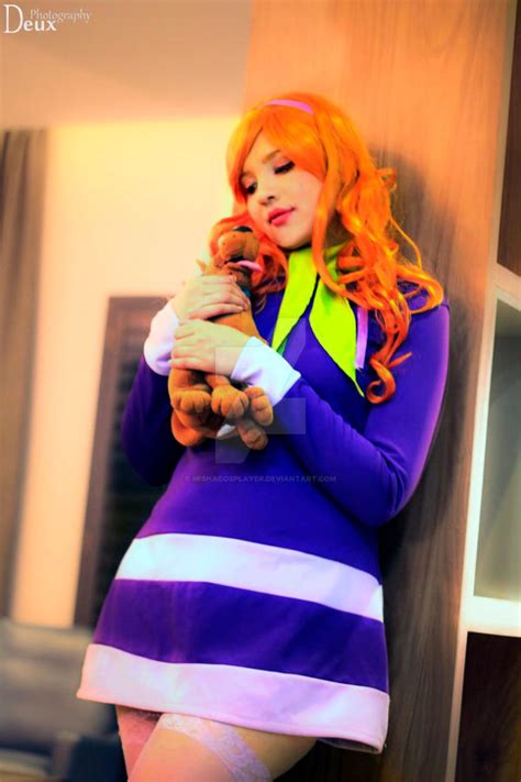 Daphne Blake Cosplay By Mishacosplayer On Deviantart