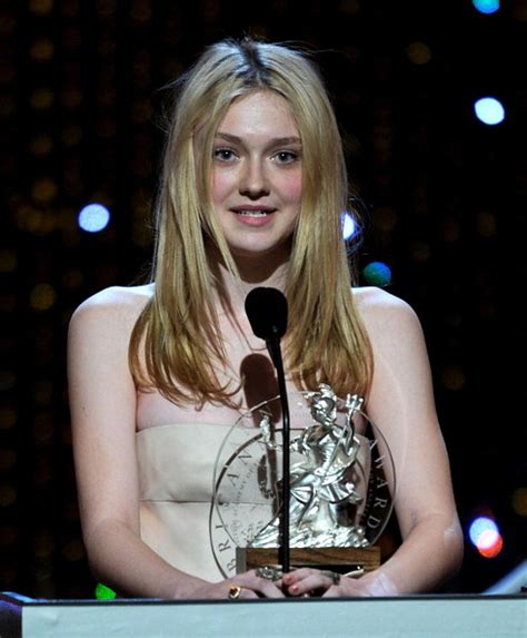 Celebrity Birthdays 22311