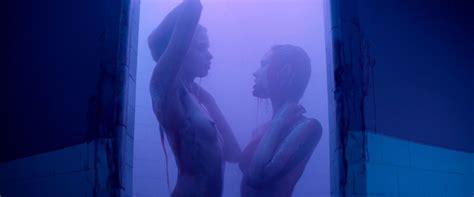 Jena Malone Abbey Lee Bella Heathcote Nude The Neon Demon 2016 Hd 1080p Thefappening