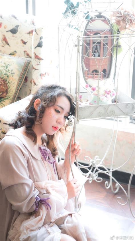 美女麻豆约拍可接外拍
