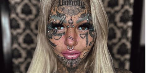 La femme la plus tatouée d Australie fait sensation sur les réseaux