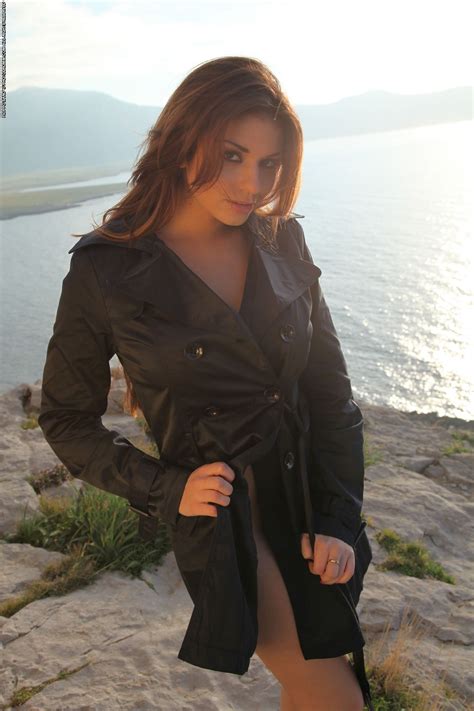 Photos Sondage Krystal Webb Ou Sabrina Maree Sur Le Forum Blabla 18
