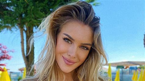 So Beautiful Veronika Rajek Gushes Over Tom Brady As Stunning Model Celebrates Buccaneers