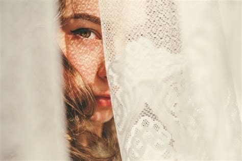 40 Brilliant Self Portrait Photography Ideas And Tips