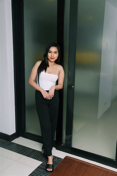 Sonia Manila Courtesans
