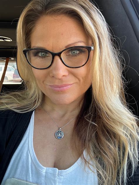 Beth Copeland On Twitter Gym Mom Business Random Selfie Repeat Maybe Sleep Somewhere In