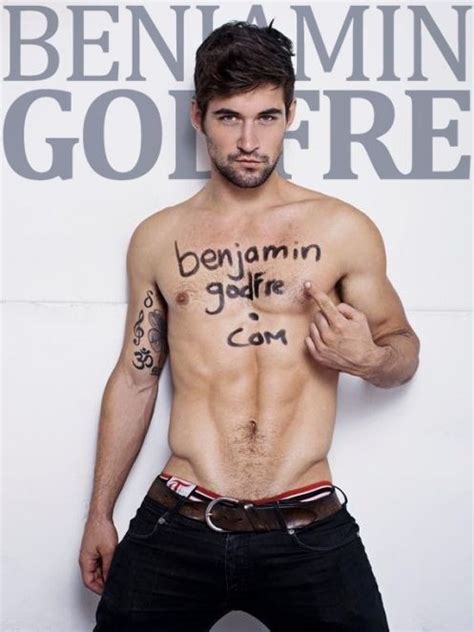 Пин на доске Benjamin Godfre