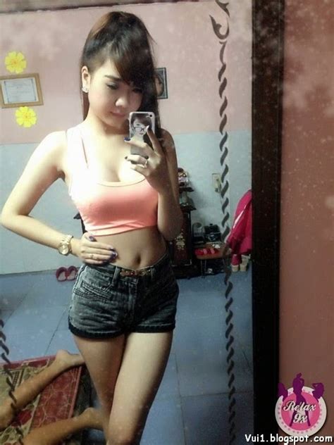 Ảnh vú bự căng tròn của nữ xinh hình ảnh vú bự gaixinh biz