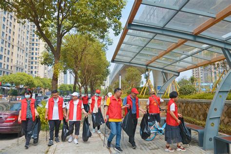 温报集团党员志愿者服务队到南仙社区开展双报到双服务活动 新闻中心 温州网