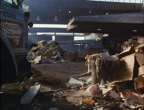 IMCDb Org International Harvester Cargostar In The Naked Face 1984