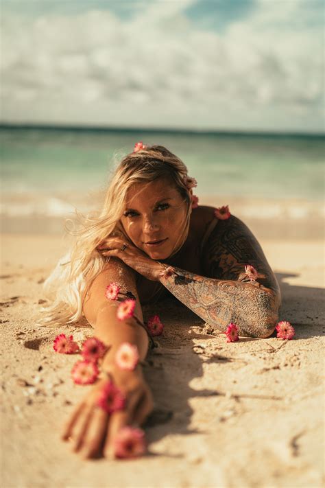 Island Style Island Vacation Outfit Island Style Fashion Hawaii Editorial Photoshoot