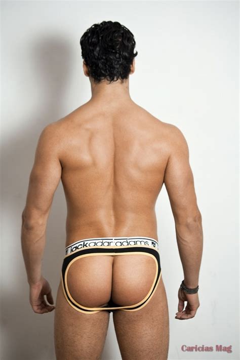 GAY MANS PLEASURE RICHIE NUZZOLESE