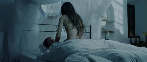 Sarah Butler Nude Pics Page 2