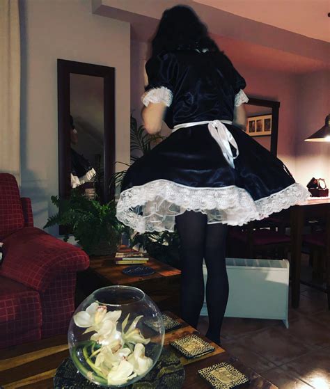 Maid In Training Miss Kim Rub