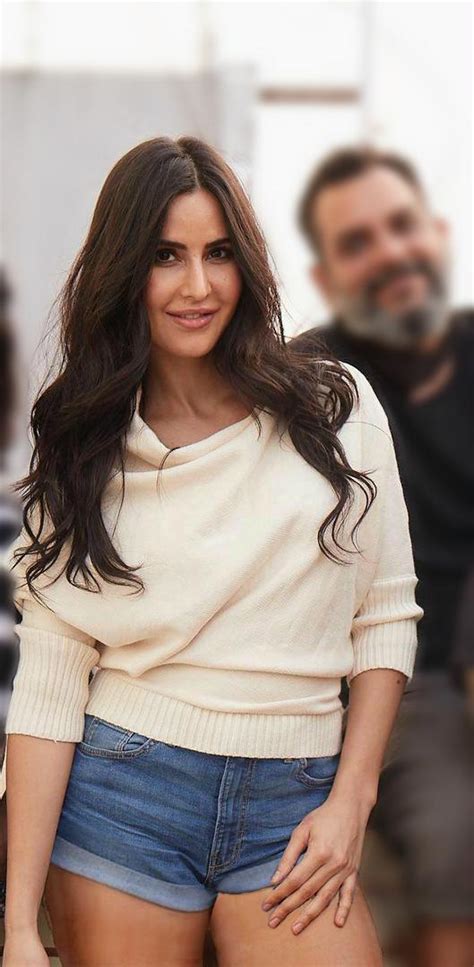 Katrina Kaif Showing Off Her Sexy Legs In Denim Shorts Scrolller