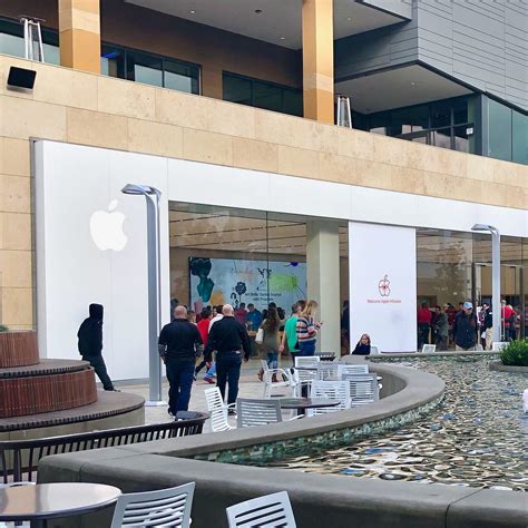 5 Things Apple Does Better Than Everybody By Ace Loves Tech Mac Oclock Oct 2023 Medium