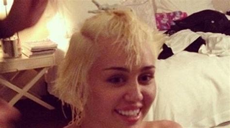 Miley Cyrus Got Naked Again See The Scandalous Instagram Pics