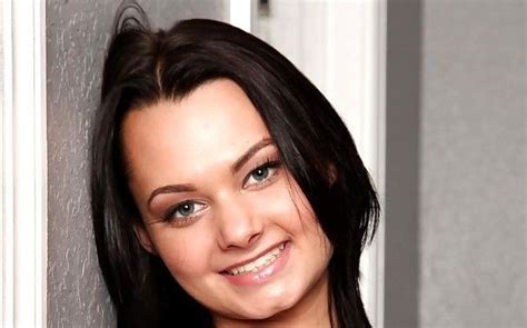 Mimi Rayne एक American Actress और Model हैं। इनका जन्म 13 May 1991 को United States में हुआ था