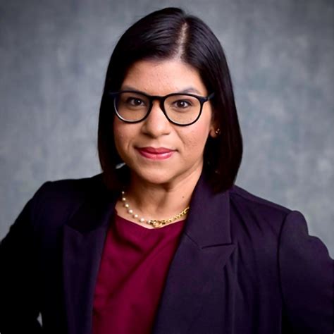 Gabriela Lopez Linkedin