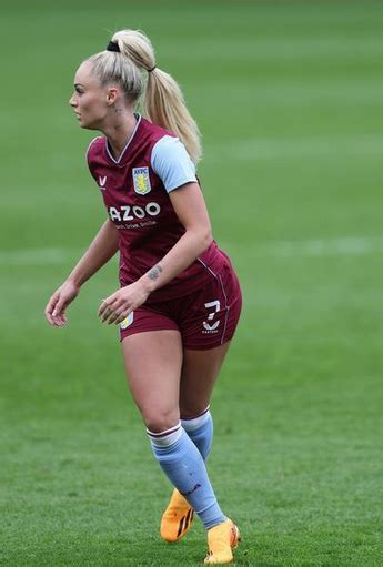 Alisha Lehmann Is The Most Popular Women S Soccer Player With 16