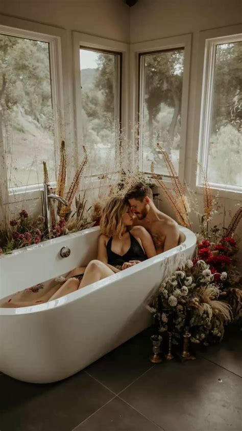 Pin By Baron On Romantic Couples Couples Bathtub Couples Taking Baths Romantic Bath