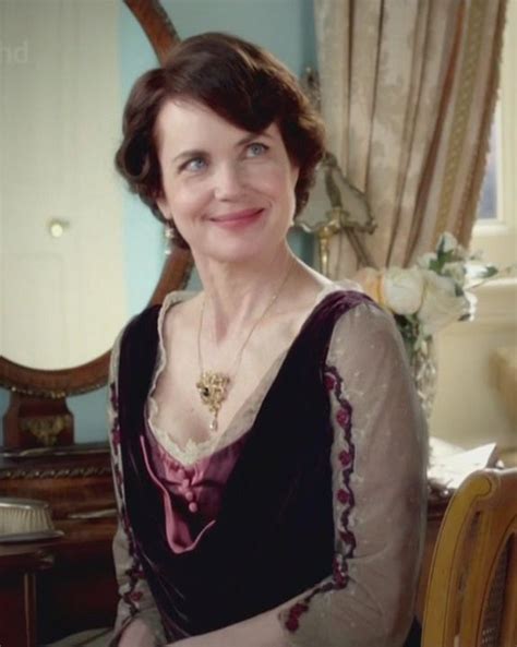 Lady Cora Grantham Wearing Large Filigree With Pearl Drop Pendant Necklace And Drop Pearl